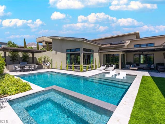 House with pool