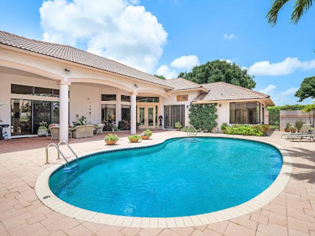 House with pool