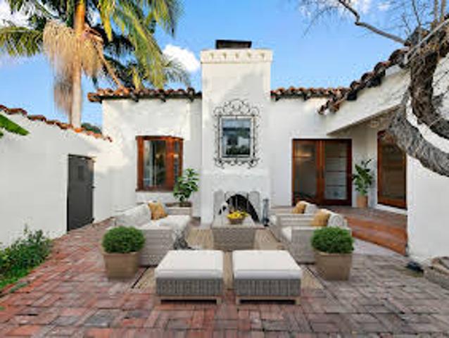 House with Pool