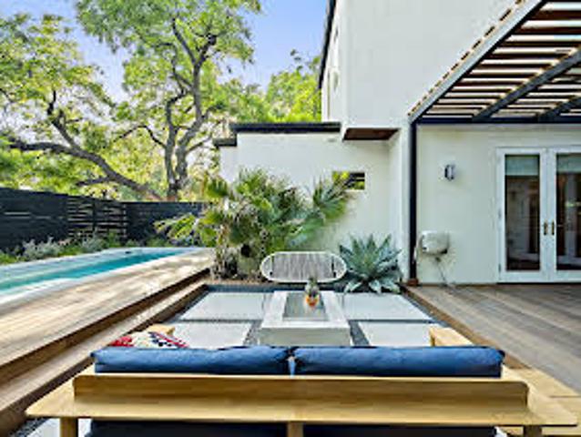 House with Pool