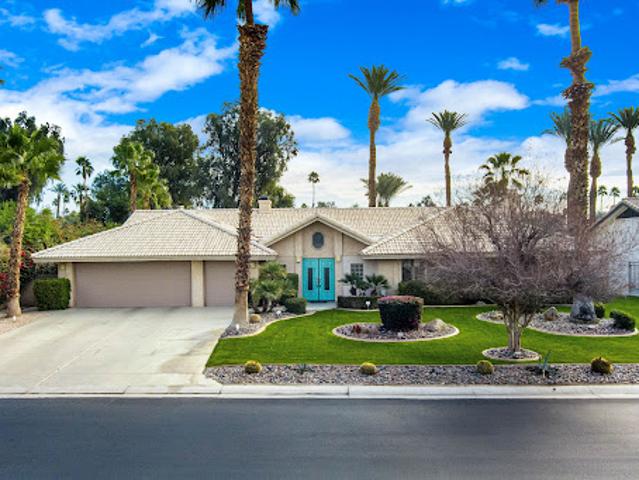House with pool