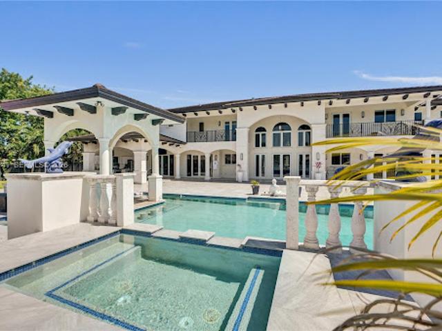 House with pool