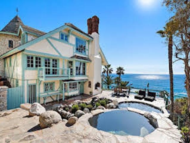 House with Pool