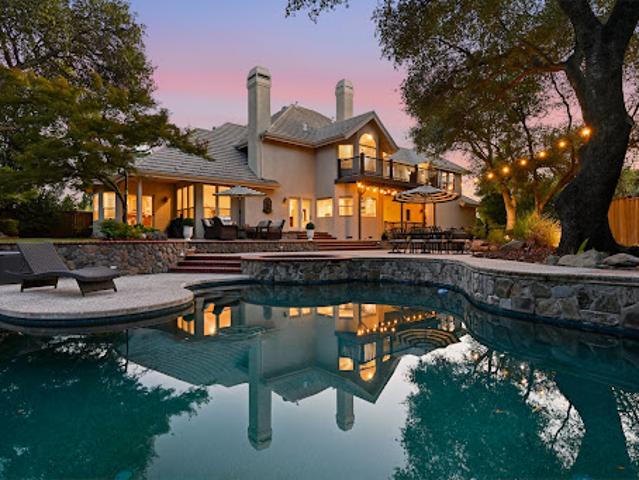 House with pool