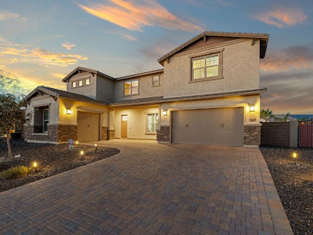 House with pool