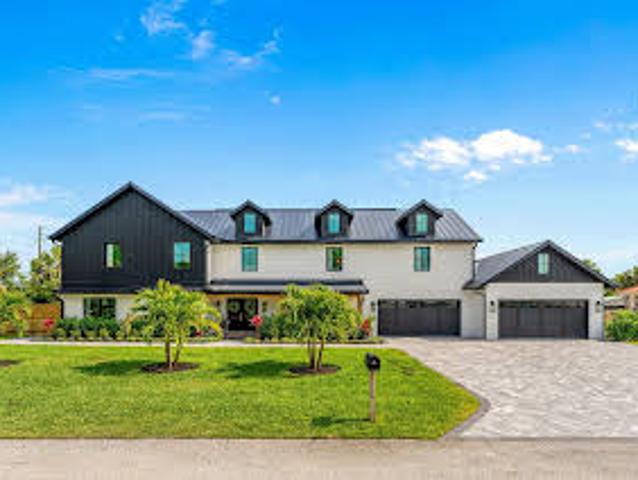 House with Pool