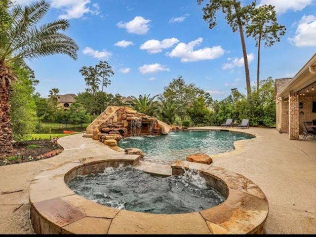 House with pool