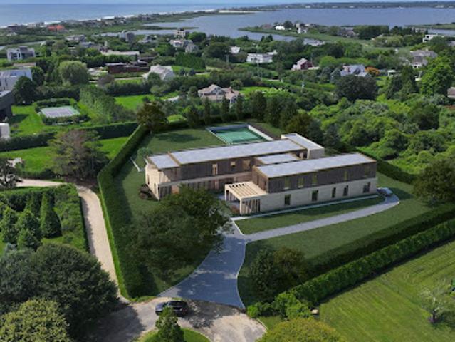 House with pool