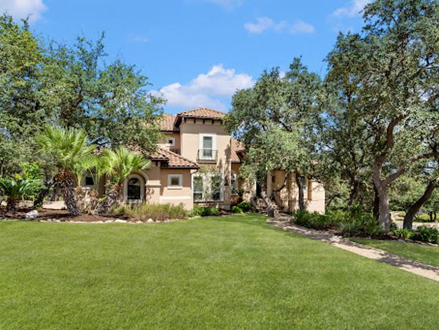 House with pool