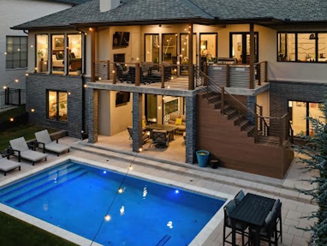 House with pool