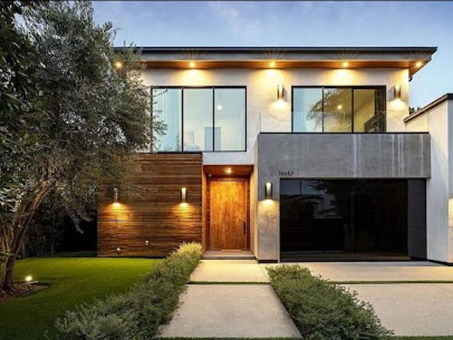 House with pool
