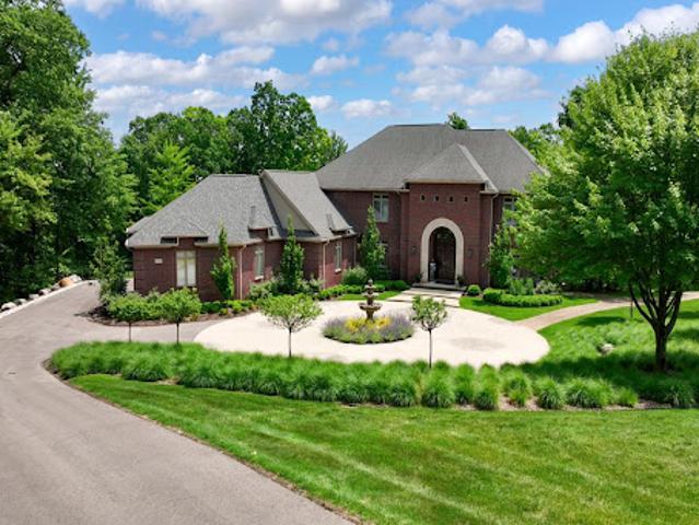House with pool