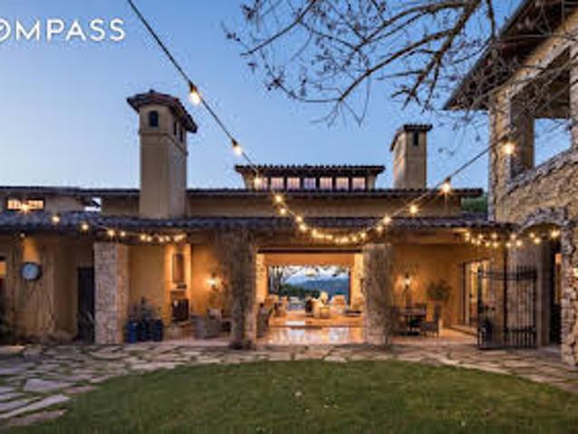 House with pool