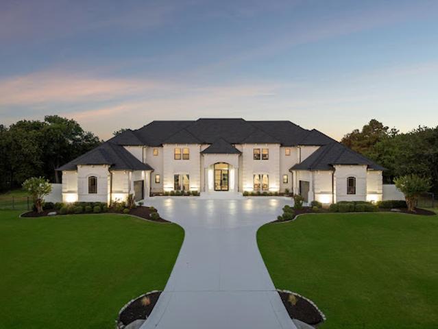 House with pool