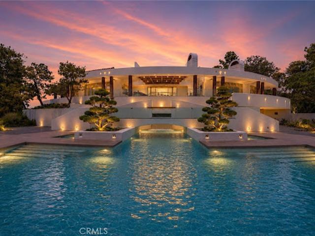 House with pool