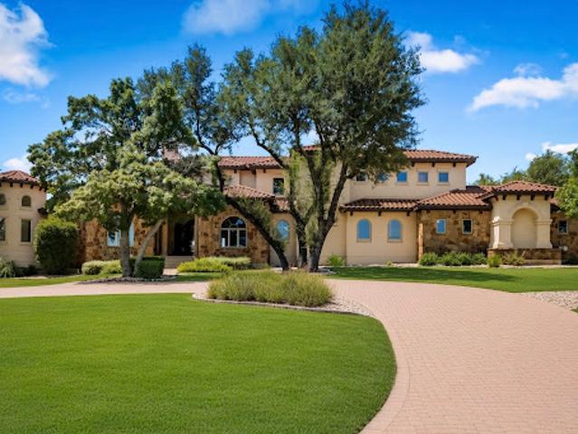 House with pool