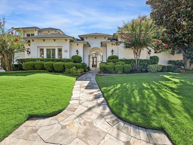 House with pool
