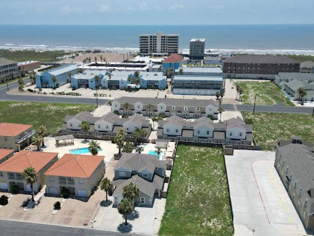 House with pool