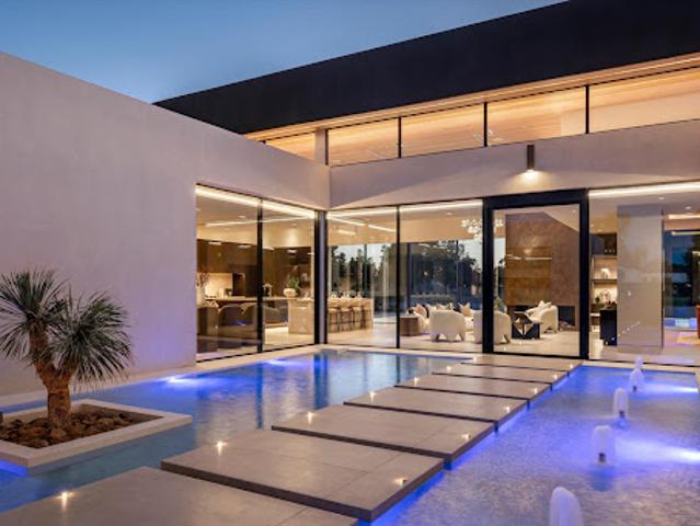 House with pool