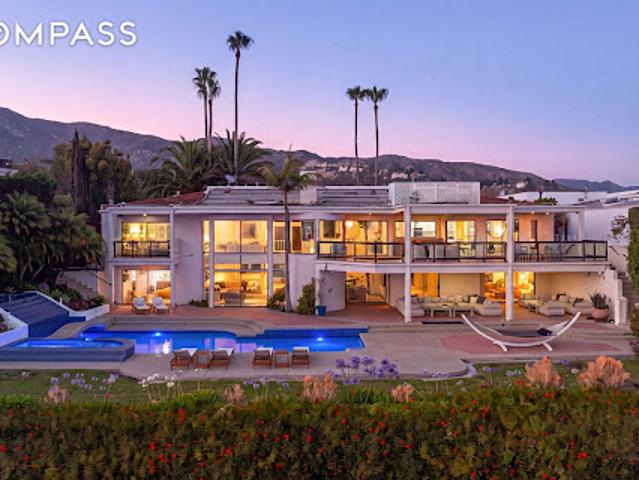 House with pool