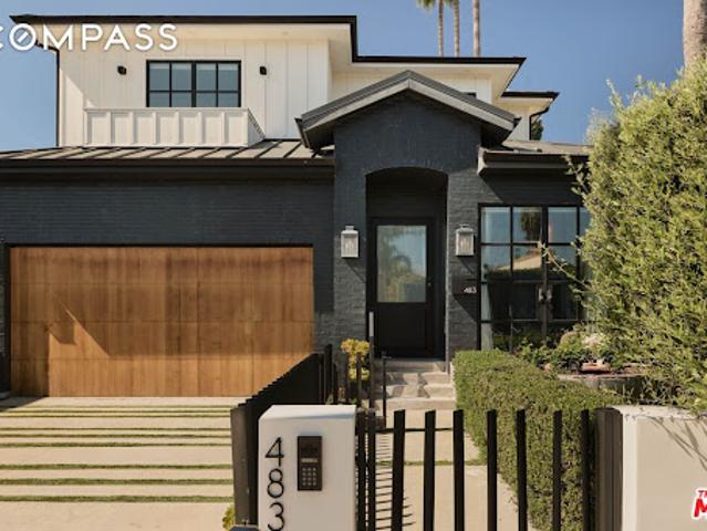 House with pool