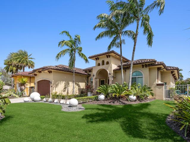 House with pool