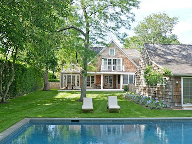 House with pool