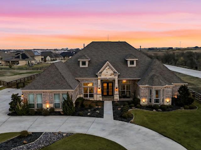 House with pool