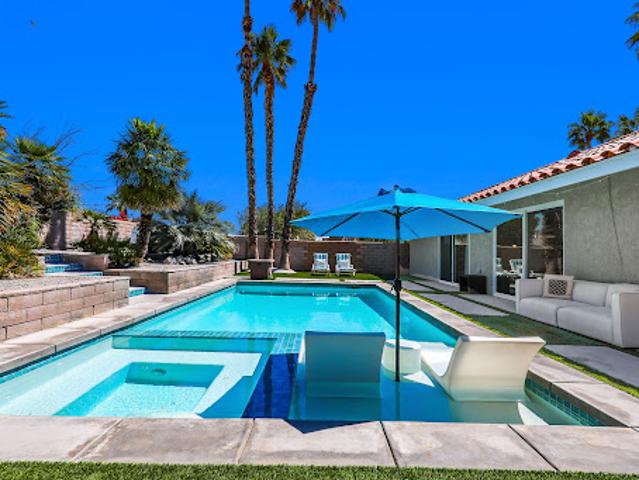 House with pool