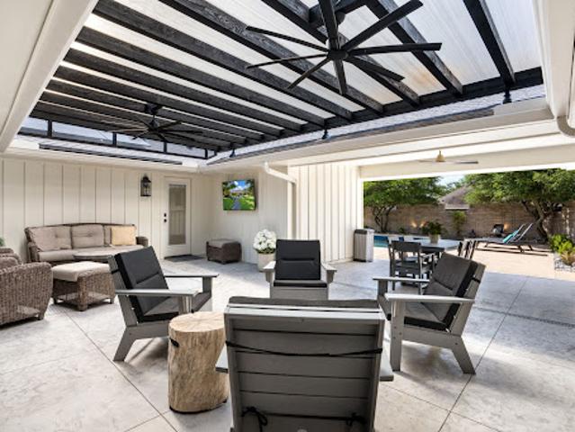 House with pool