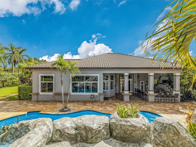 House with pool