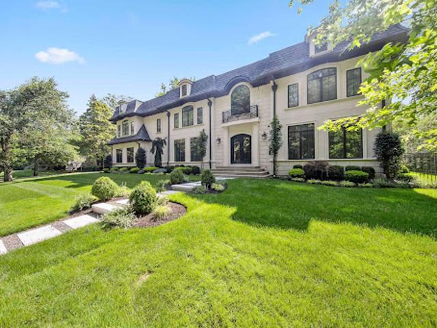 House with pool