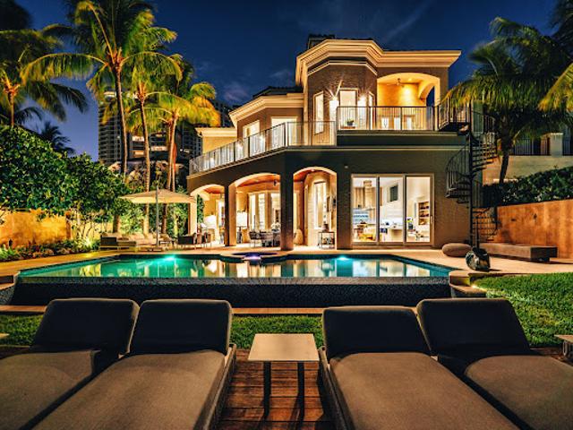 House with pool