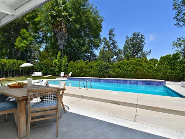 House with pool