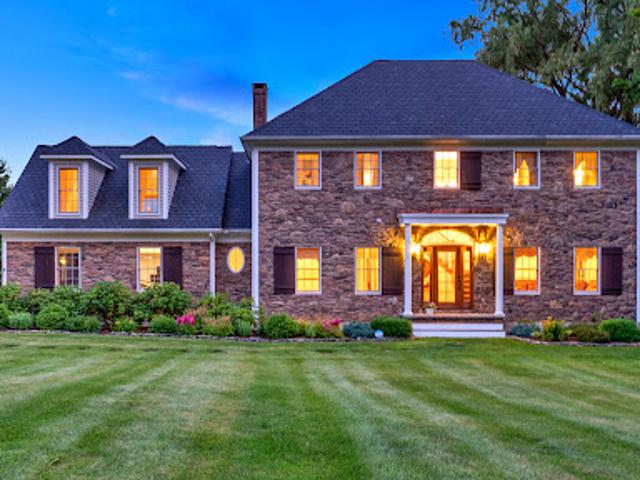 House with pool