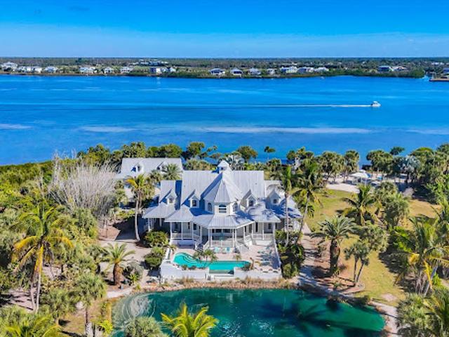 House with pool