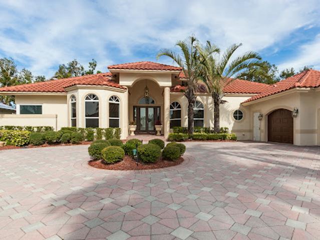 House with pool