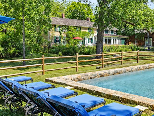 House with pool