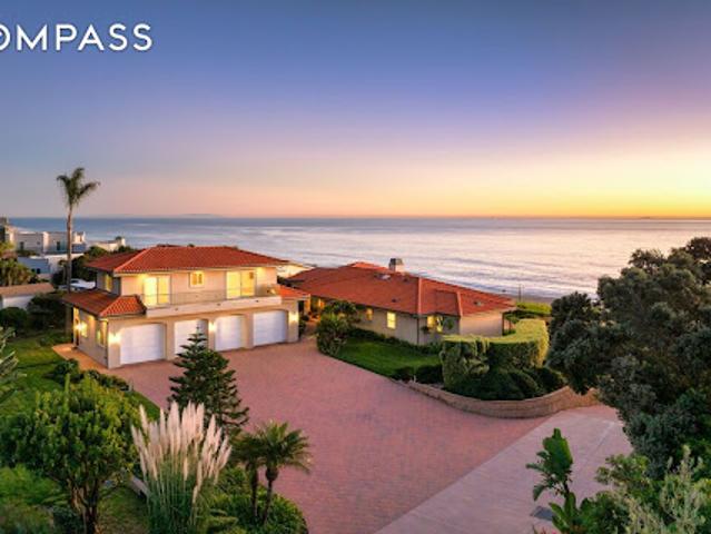 House with pool