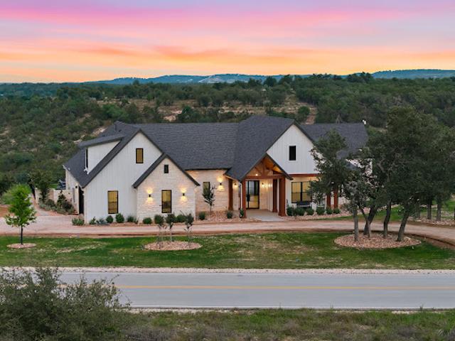 House with pool