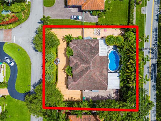 House with pool