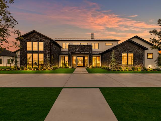 House with pool