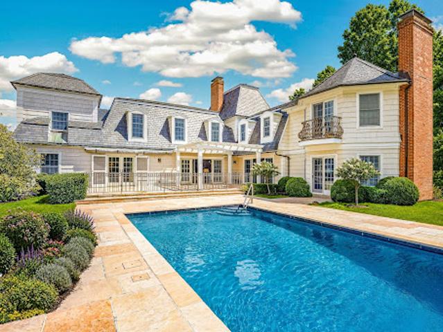 House with pool