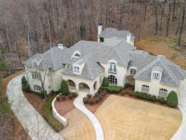 House with Pool