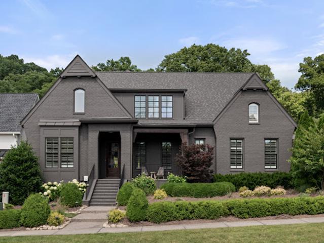 House with pool