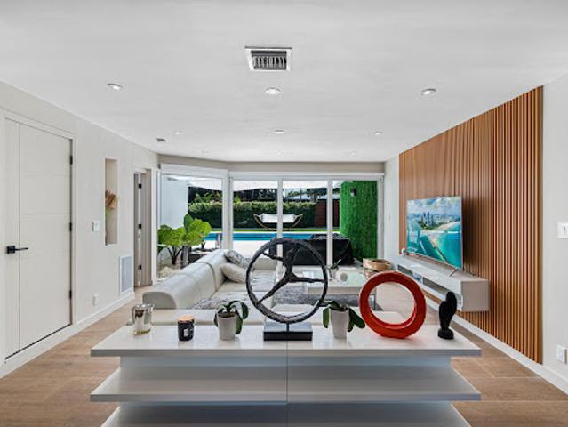 House with pool