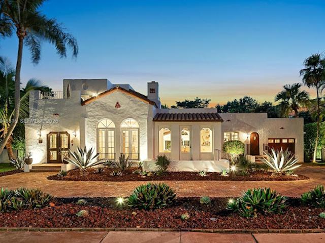 House with pool