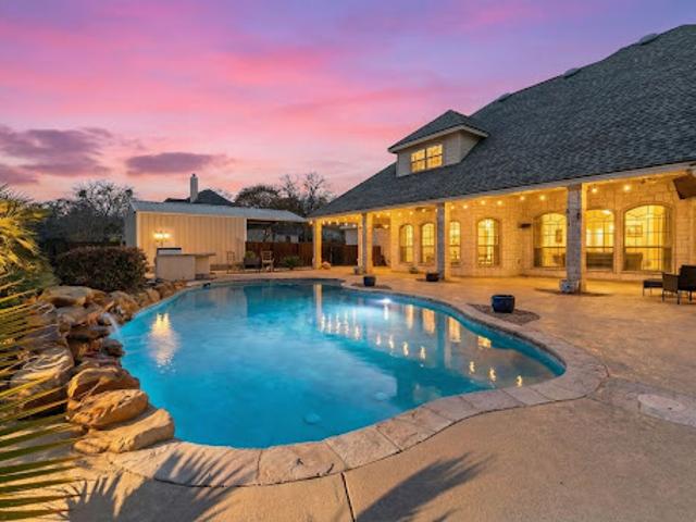 House with pool