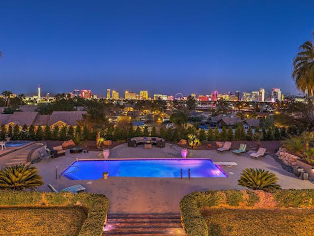 House with pool