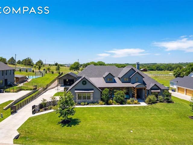 House with pool